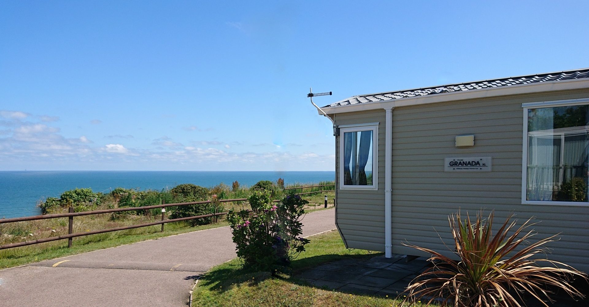 Caravans for Hire - Trimingham House Caravan Park